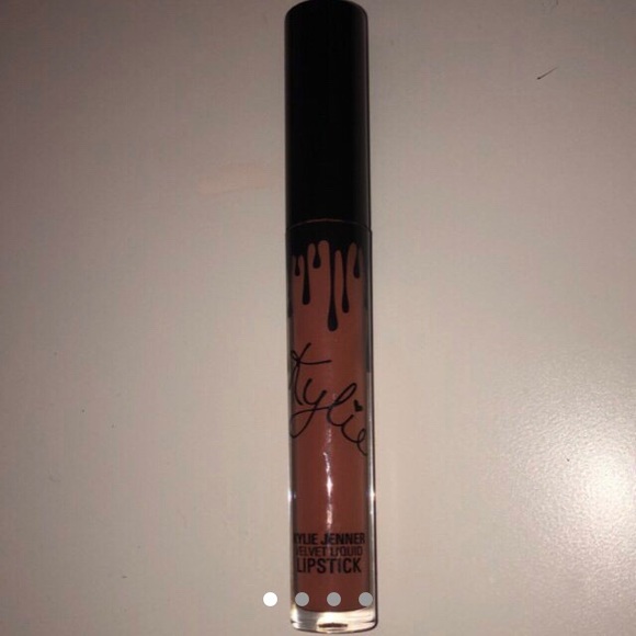 Kylie Cosmetics | Makeup | Kylie Jenner Liquid Lipstick Shade Commando ...